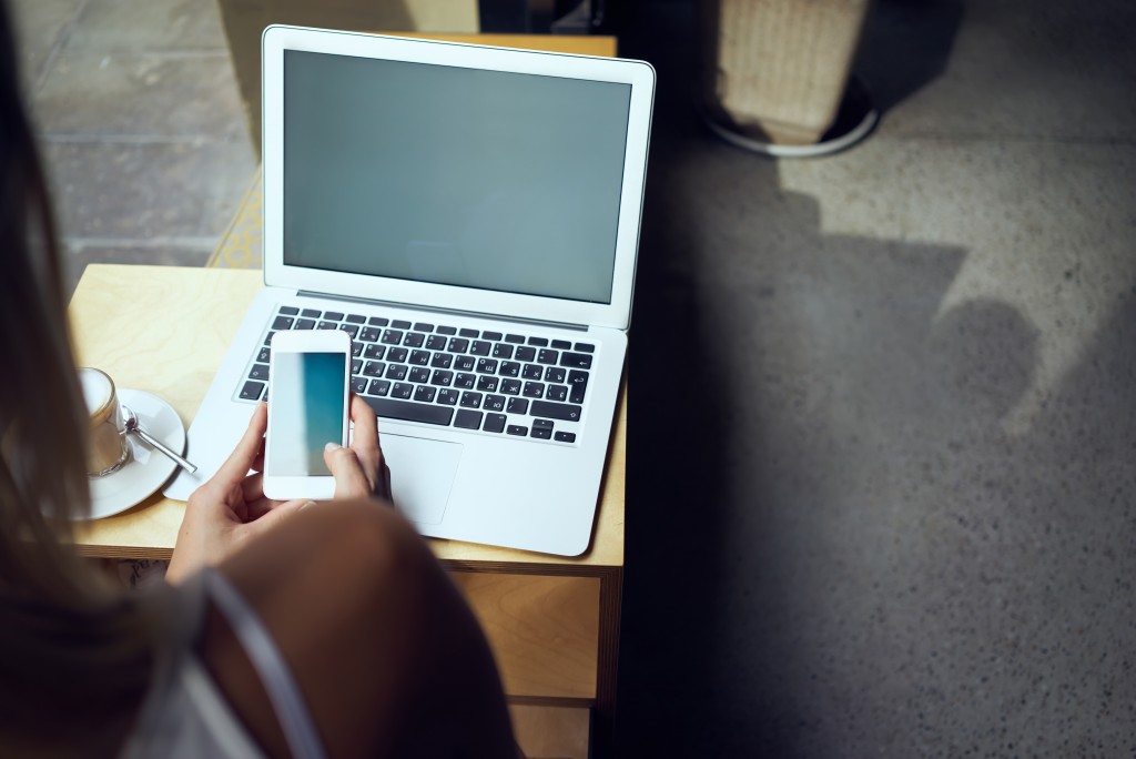 Mobile Computers and the Benefits of Handheld Devices | Gizmosphere